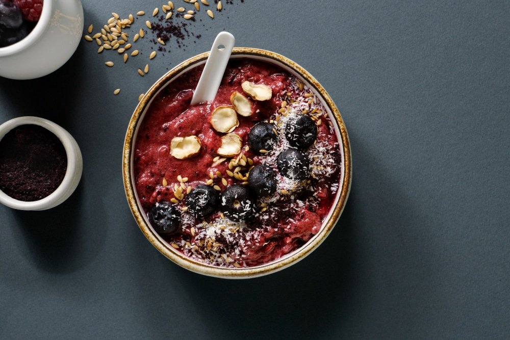 Are Acai Bowls Healthy and Delicious? Here’s What a Dietitian Says ...